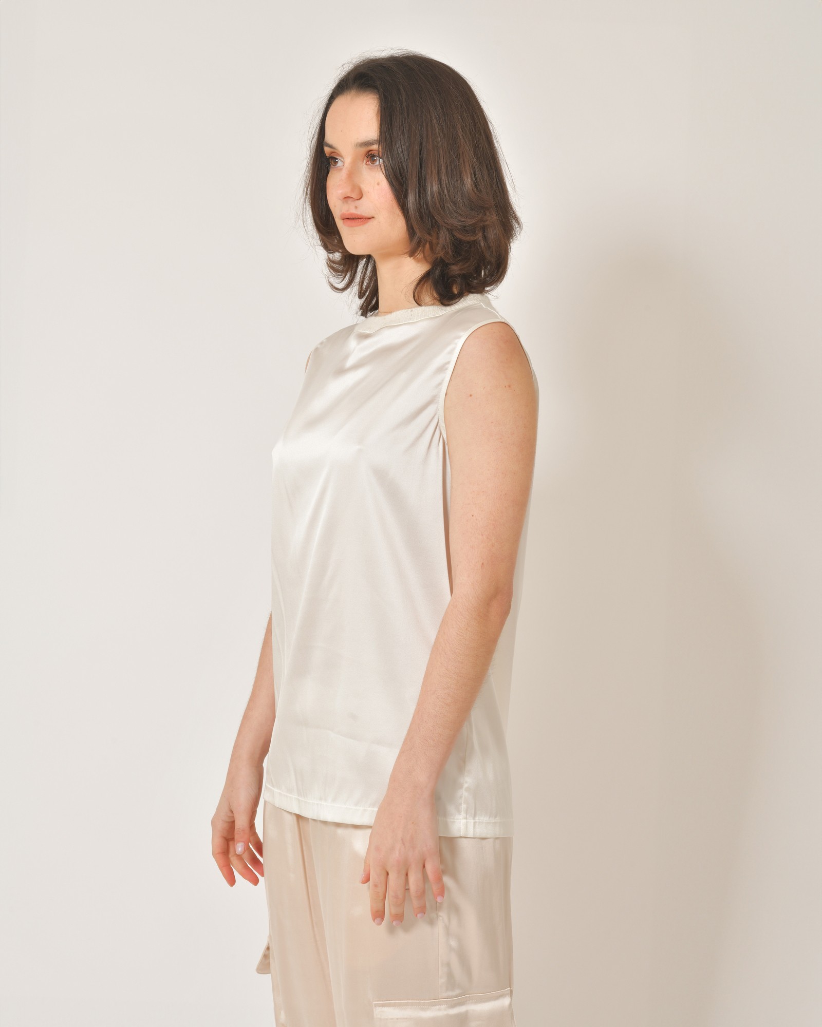 Top en soie beige Fabiana Filippi - Tops Femme | La Piscine Paris ...