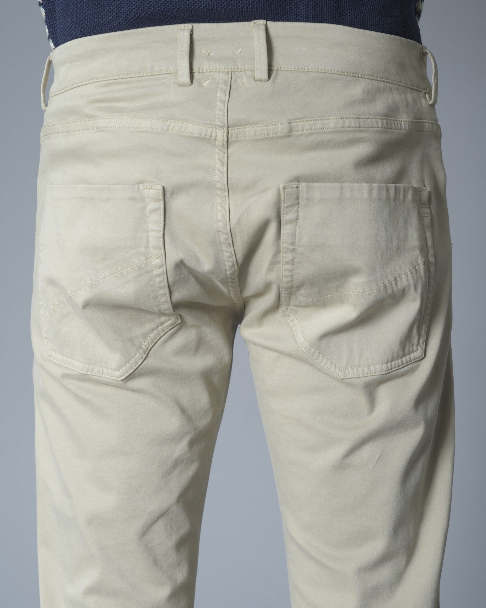 Jean slim beige Lab - Pantalons Homme | La Piscine Paris, Outlet Store